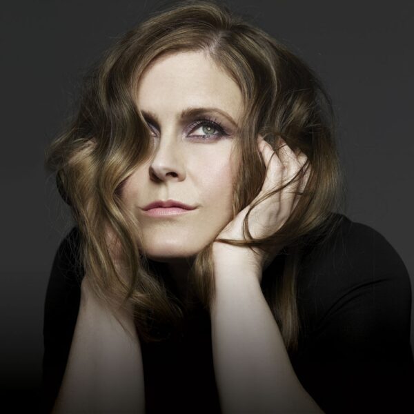Alisonmoyetmusic – The Official Alison Moyet Site